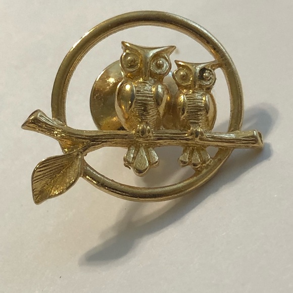 Avon | Jewelry | Vintage Avon Gold Owl Pin Two Owls | Poshmark